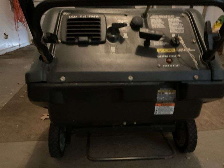 Craftsman 22" gas powered snowblower with electric start. 5.0hp Briggs ...
