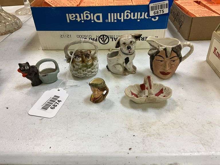 Miniature china novelties lot - Hurley Real Estate & Auctions