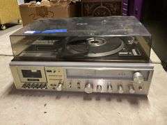 Vintage Zenith stereo turntable/cassette/radio w/ speakers - Hurley ...