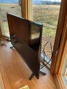 Insignia TV model: NS-32D311NA17 - Hurley Real Estate & Auctions