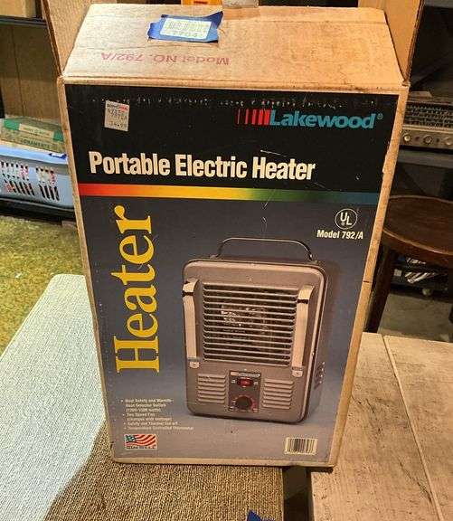 Lakewood portable electric heater in box - Hurley Real Estate & Auctions