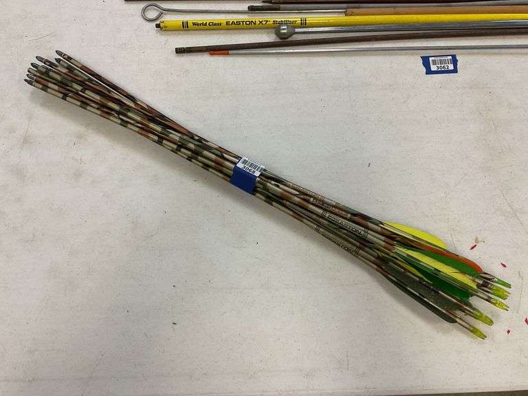 Lot of Easton aluminum arrows - Hurley Real Estate & Auctions