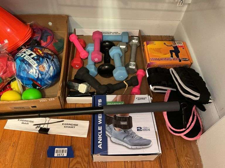 Handheld exercise equipment - Hurley Real Estate & Auctions