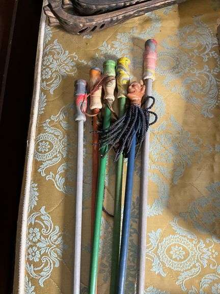 Carnival canes lot - Hurley Real Estate & Auctions