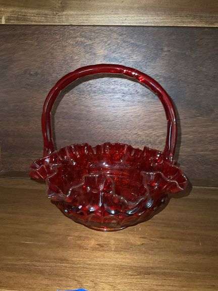 Fenton ruby glass basket w/ applied handle - Hurley Real Estate & Auctions