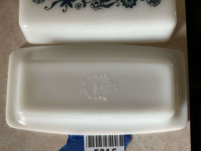 Vintage Pyrex Old Town Blue Onion butter dish - Hurley Real Estate ...
