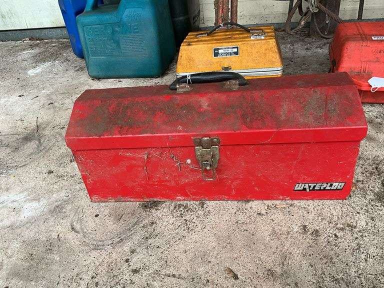 Red Waterloo toolbox w/ wrenches & sockets contents - Hurley Real ...