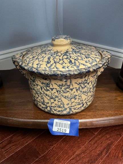 Robinson Ransbottom blue spongeware covered crock - Hurley Real Estate ...