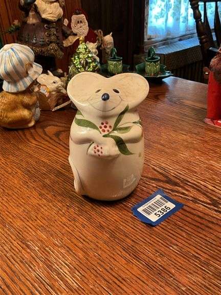 Ceramic figural mouse parmesan cheese shaker - Hurley Real Estate ...