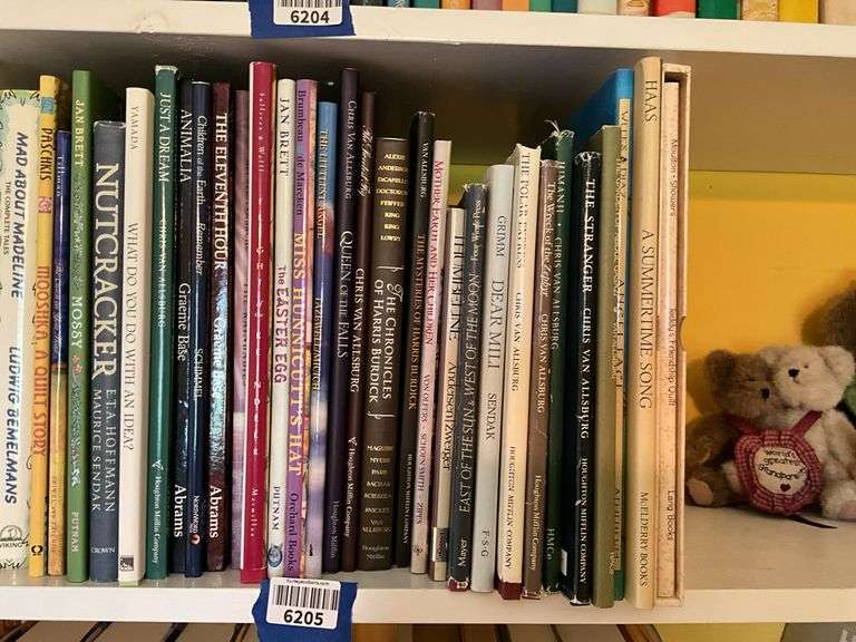 Shelf of books: children's books, misc - Hurley Real Estate & Auctions