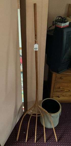 Primitive hay rake/fork - Hurley Real Estate & Auctions