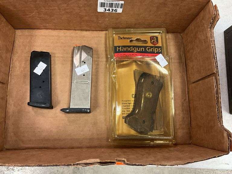 Pachmyr handgun grips, 40 S&W magazine, Ruger 9mm magazine - Hurley ...