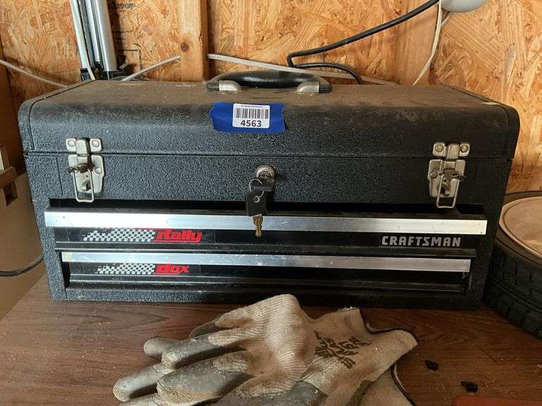 Craftsman Rally Box toolbox w/ key - Hurley Real Estate & Auctions