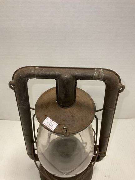Monarch barn lantern - Hurley Real Estate & Auctions