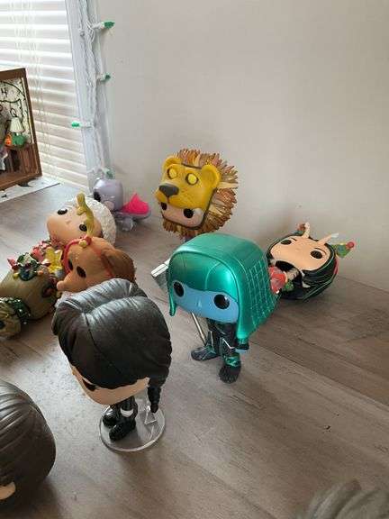 Lot of Funko Pops - Hurley Real Estate & Auctions