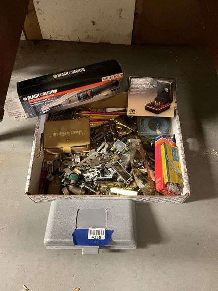 Misc hardware & sockets - Hurley Real Estate & Auctions