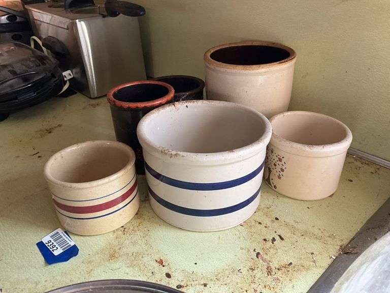 Six assorted crocks - Hurley Real Estate & Auctions