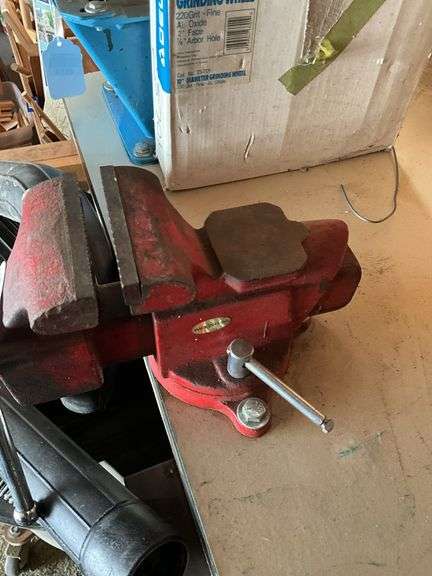 Vise - bring tools for removal - Hurley Real Estate & Auctions