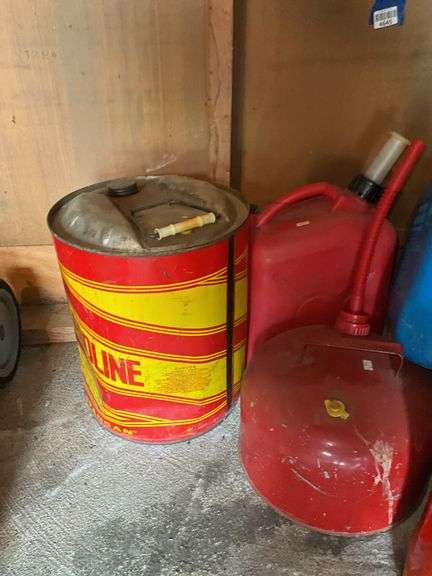 Fuel cans lot, Keep Out sign - Hurley Real Estate & Auctions