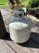 Full propane tank - Hurley Real Estate & Auctions