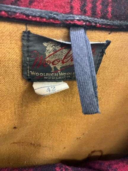 Woolrich flannel shirt size 42 - Hurley Real Estate & Auctions