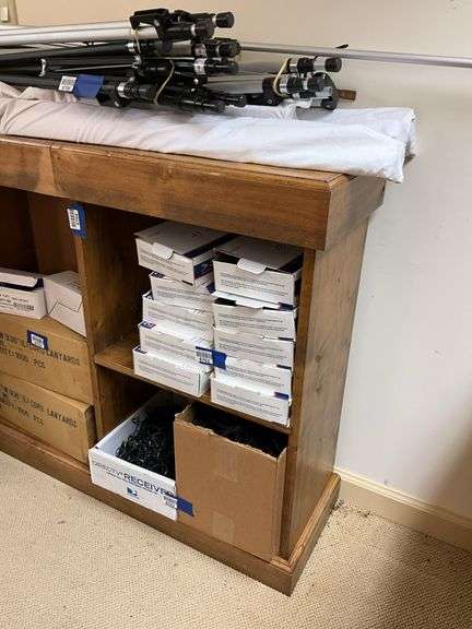 Base shelf unit - no contents 40x12.5x34 - Hurley Real Estate & Auctions