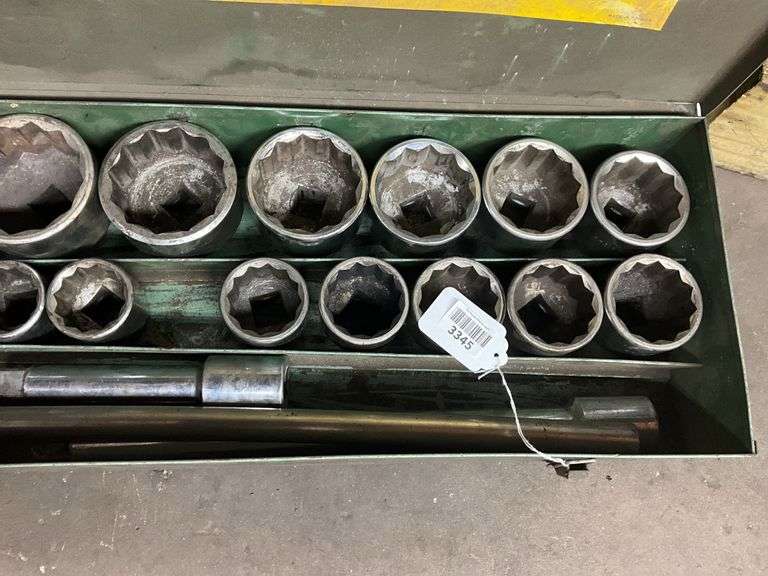 Pittsburgh Forge 1" Dr. Socket set, see photos for what is included ...