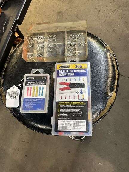 Internal spring retaining clips and electrical connectors - Hurley Real ...