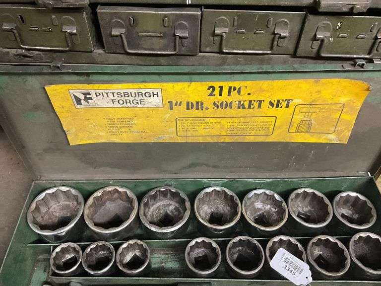 Pittsburgh Forge 1" Dr. Socket set, see photos for what is included ...