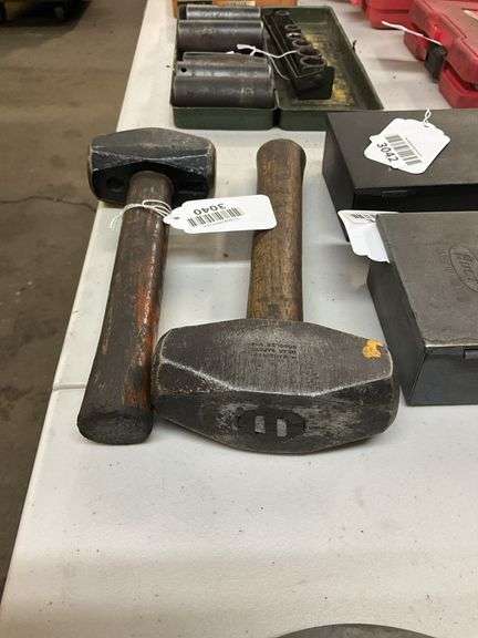 2 small sledge hammers - Hurley Real Estate & Auctions