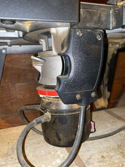 Craftsman 1 1/2 hp router w/ table - Hurley Real Estate & Auctions