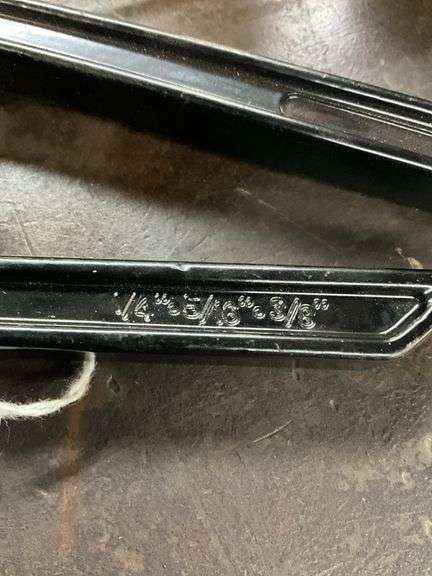 Brake line bender - Hurley Real Estate & Auctions