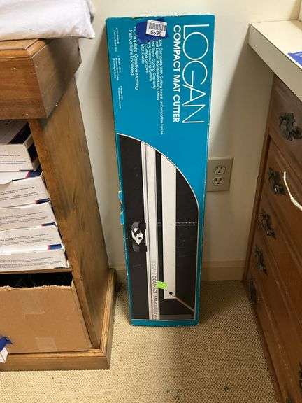 Logan compact mat cutter in box - Hurley Real Estate & Auctions