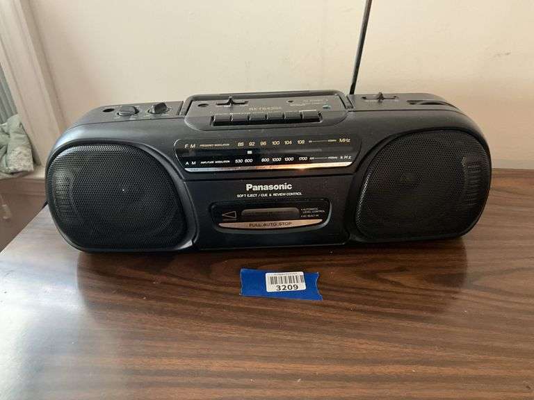 Panasonic Boombox - Hurley Real Estate & Auctions