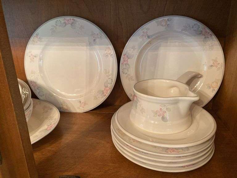 Pfaltzgraff Dinnerware Perennials The Tea Rose Pattern dinnerware ...