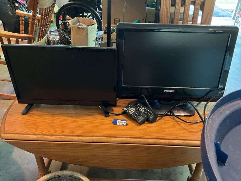 Insignia TV model: NS-19D220NA16-A and Phillips TV model: 19PFL3504D/F7 ...