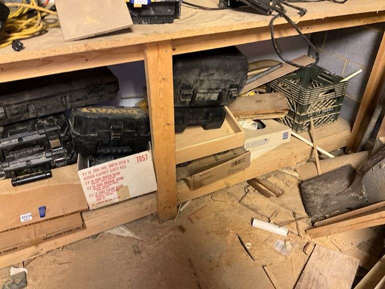 Empty tool cases, misc - Hurley Real Estate & Auctions