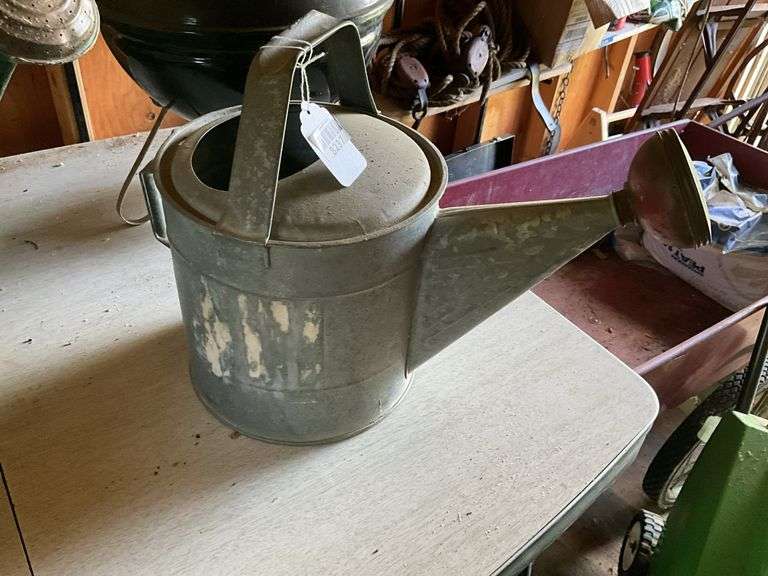 Galvanized watering can - Hurley Real Estate & Auctions