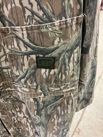 Liberty camo one piece hunting suit size XL - Hurley Real Estate & Auctions
