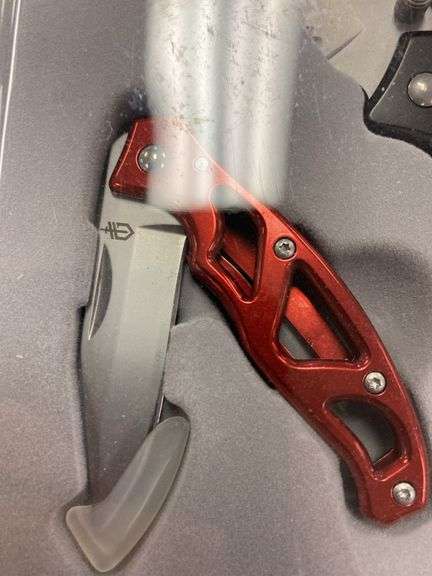 Gerber Paraframe I & Mini Paraframe Combo - Hurley Real Estate & Auctions