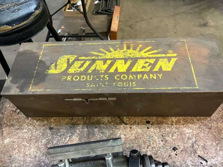 Sunnen JN-95 Junior Portable Hone - Hurley Real Estate & Auctions