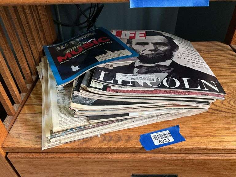 Life Magazines and historic 9/11 newspaper - Hurley Real Estate & Auctions