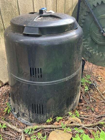 Composter - Hurley Real Estate & Auctions
