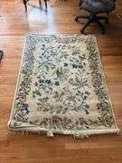 Scatter rug - Hurley Real Estate & Auctions