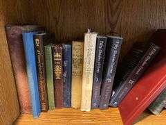 Misc book lot - Hurley Real Estate & Auctions