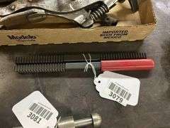 2 Snap-On thread restorers - Hurley Real Estate & Auctions