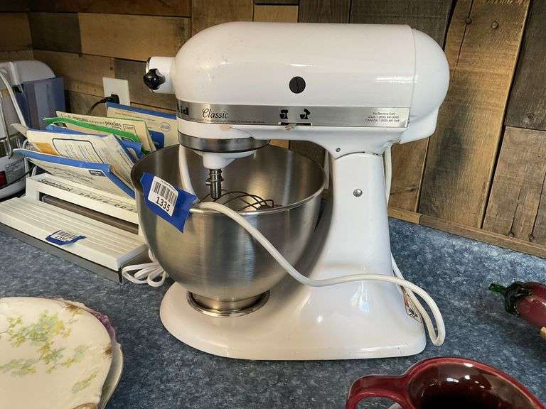 KitchenAid Classic stand mixer w/ stainless bowl - Hurley Real Estate ...