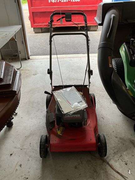 Snapper mower w/ Briggs&Stratton engine - Hurley Real Estate & Auctions