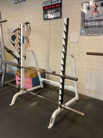 Parabody white rack 6’ high x 4’ wide - Hurley Real Estate & Auctions