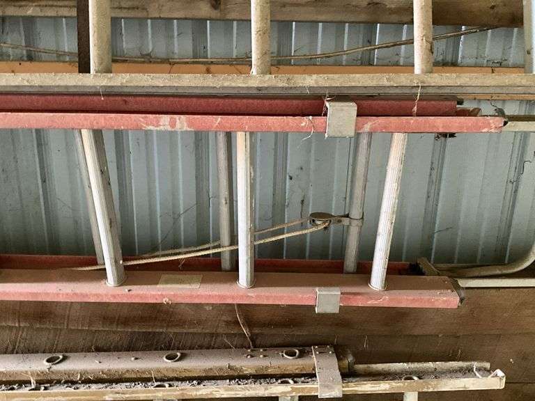 Middle ladder - extension ladder - Hurley Real Estate & Auctions